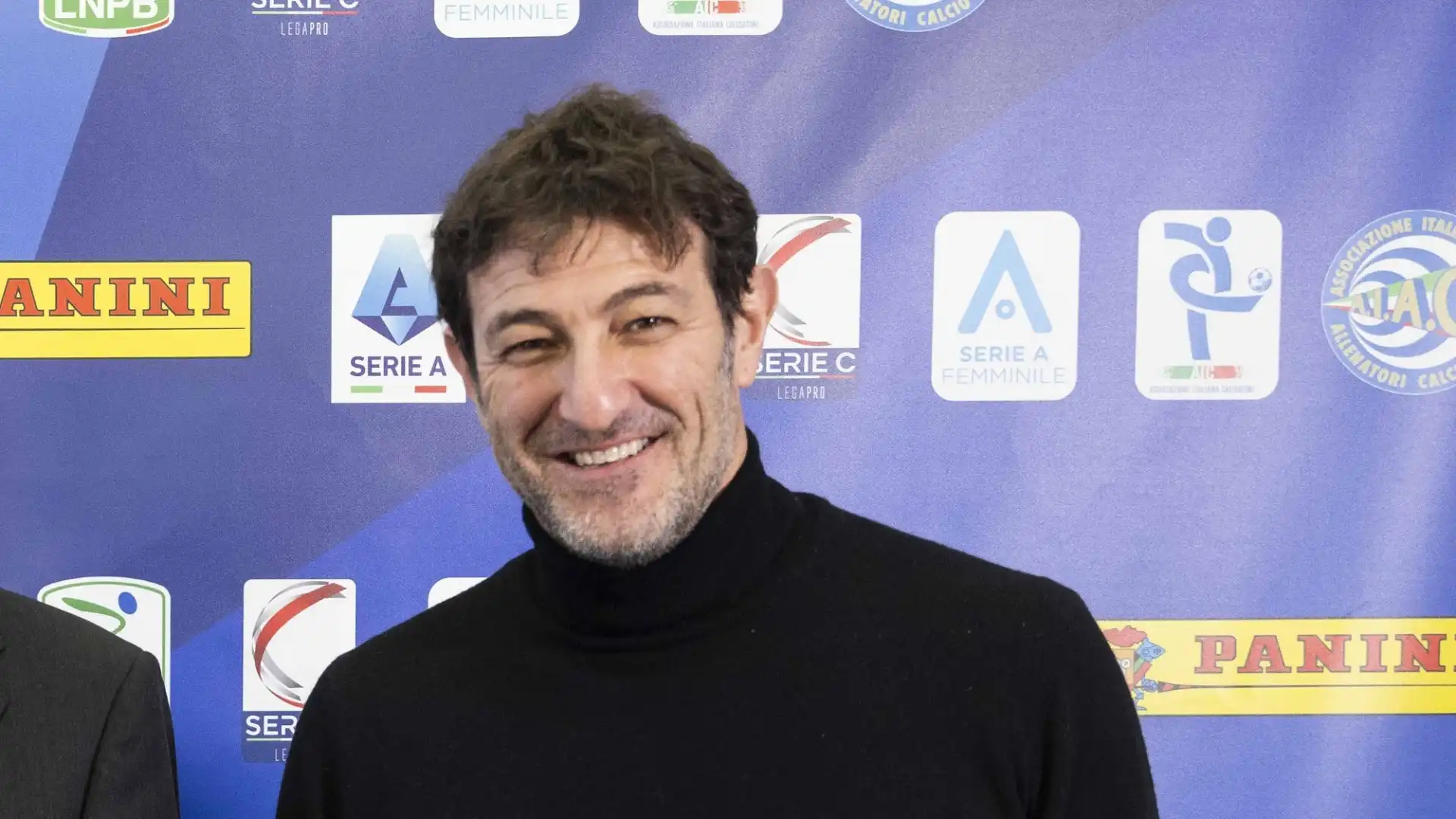 Ciro Ferrara avvisa il Napoli: "La Juve non fa giocare bene"