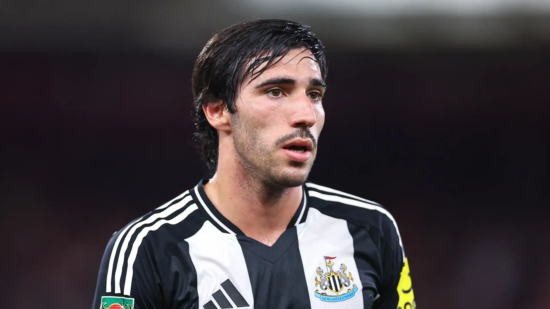 Sandro Tonali triste, PSG e Bayern Monaco sfidano l'Italia. Foto